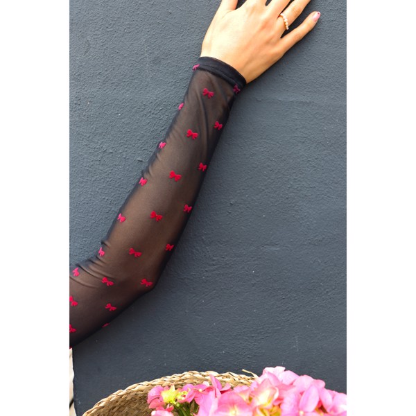 LIBERTÉ - MESH LS TSHIRT BLACK RED FLOCK BOW